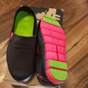 CROCS | Shoes | Crocs Stretch Sole Loader Bnwt Relaxed Fit | Poshmark